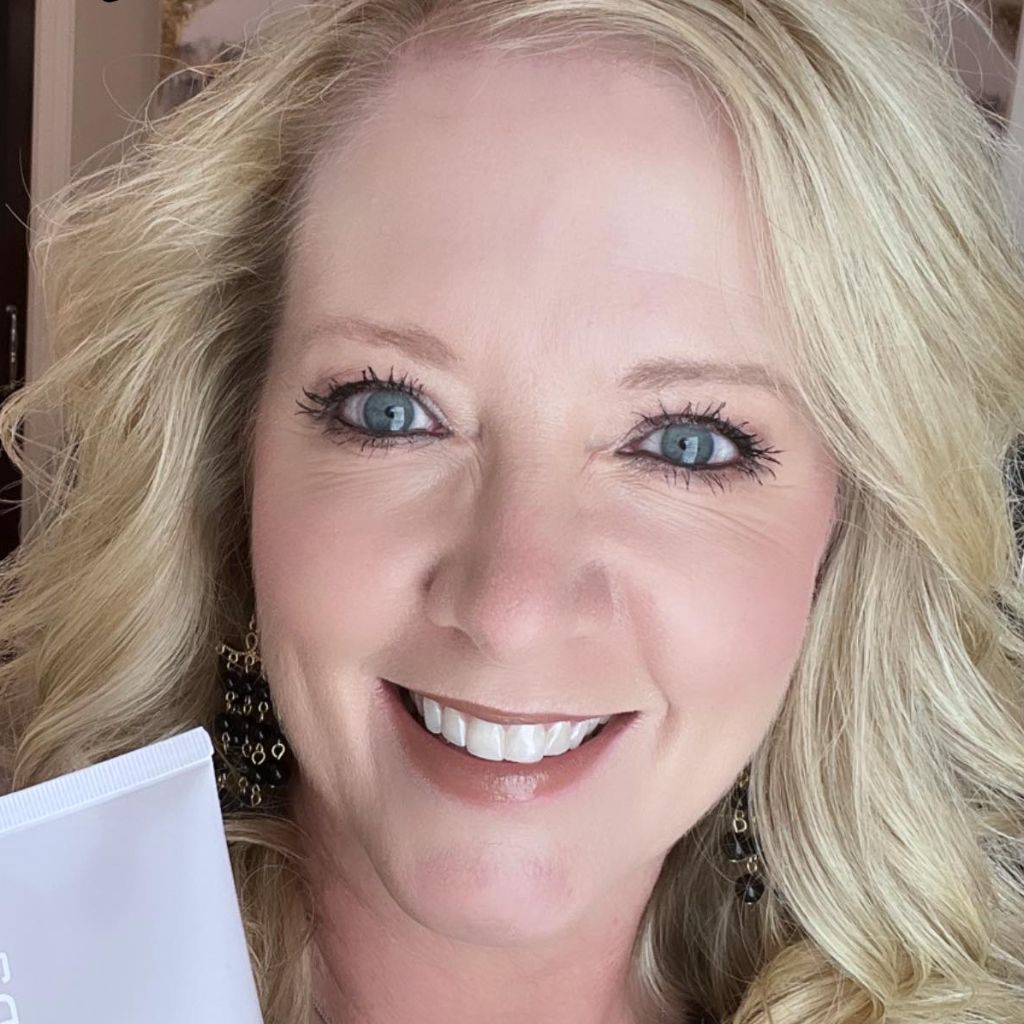 Linda Ray's Instagram, Twitter & Facebook on IDCrawl